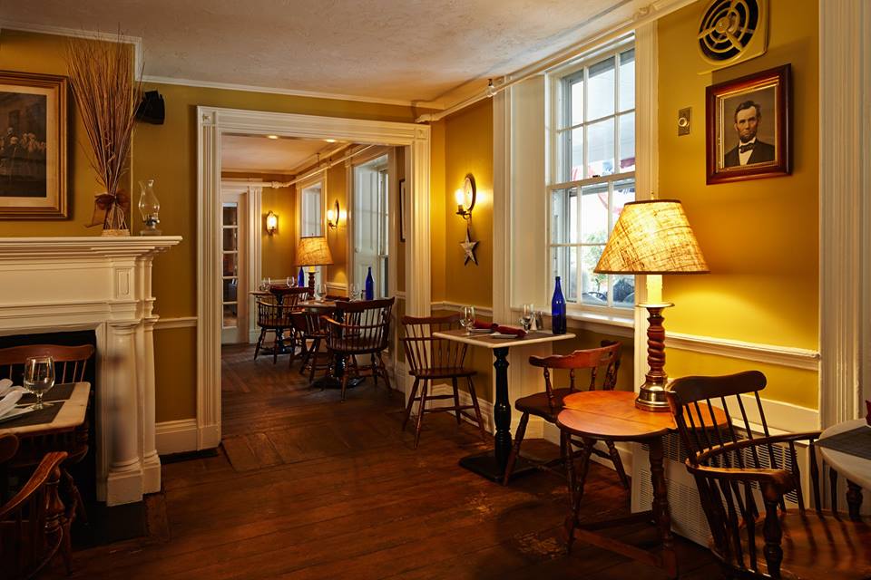 Dining with a Side of History: Historic New England Restaurants | New ...